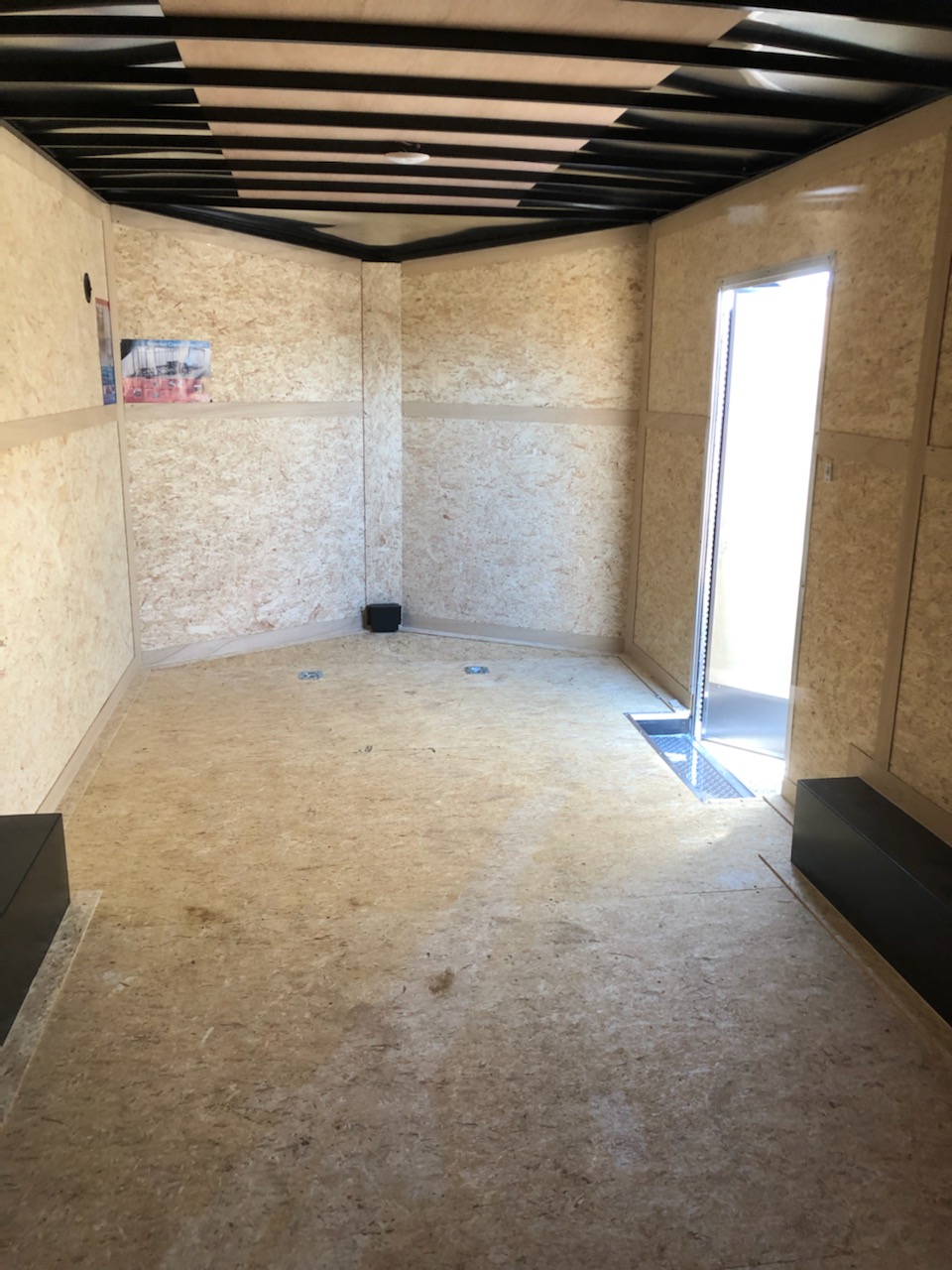 Enclosed / Cargo Trailers